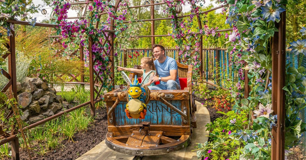Garden Tour - Fantastic ride-around -… | Theme Park Toverland